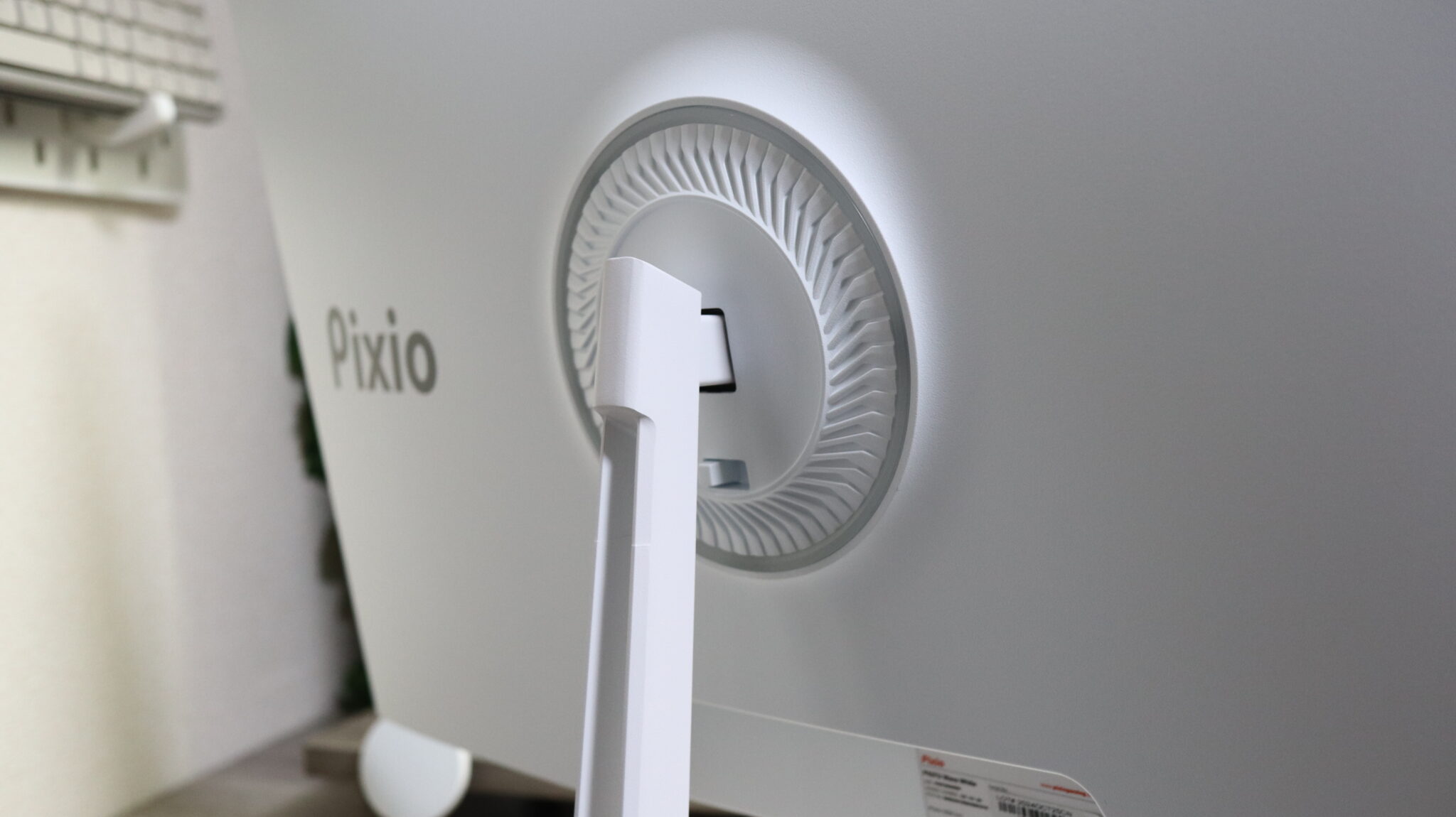 Pixio PX27U Wave実機レビュー｜4K×160Hz対応の高性能ホワイトゲーミングモニターを本音で評価！